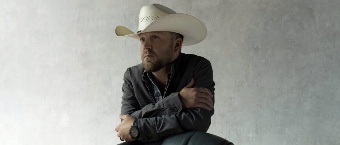 94.3 The Wolf – Country That'll Make You Howl!